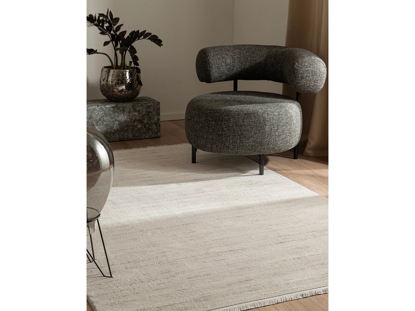 Tapeto 245x160 grigio chiaro Davos Linija