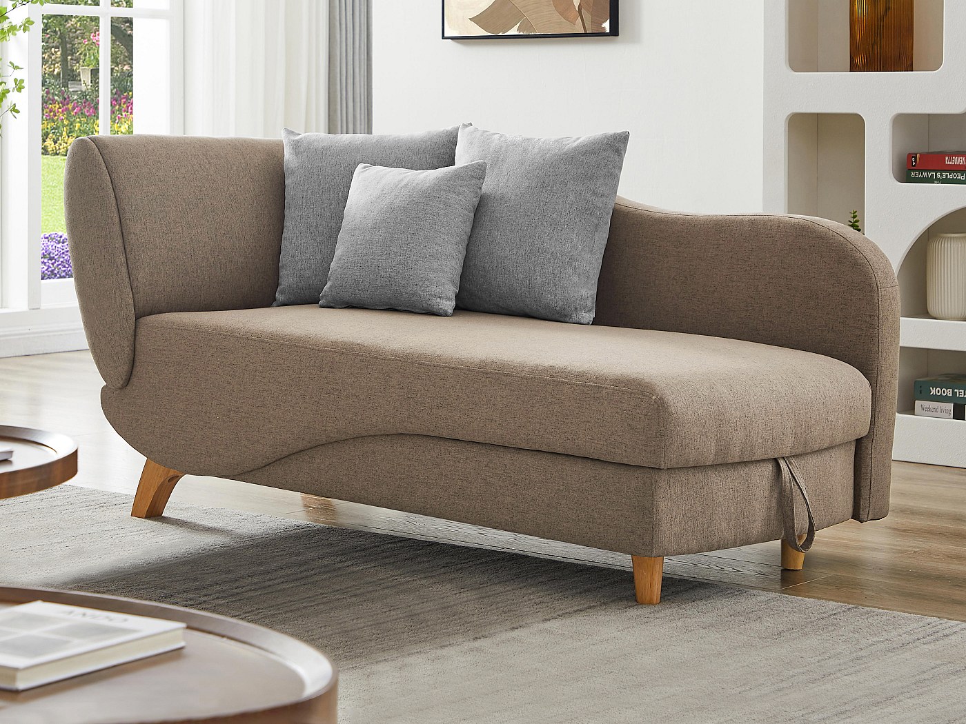 Diván (ángulo derecho) convertible de tela marrón con cojines grises ...