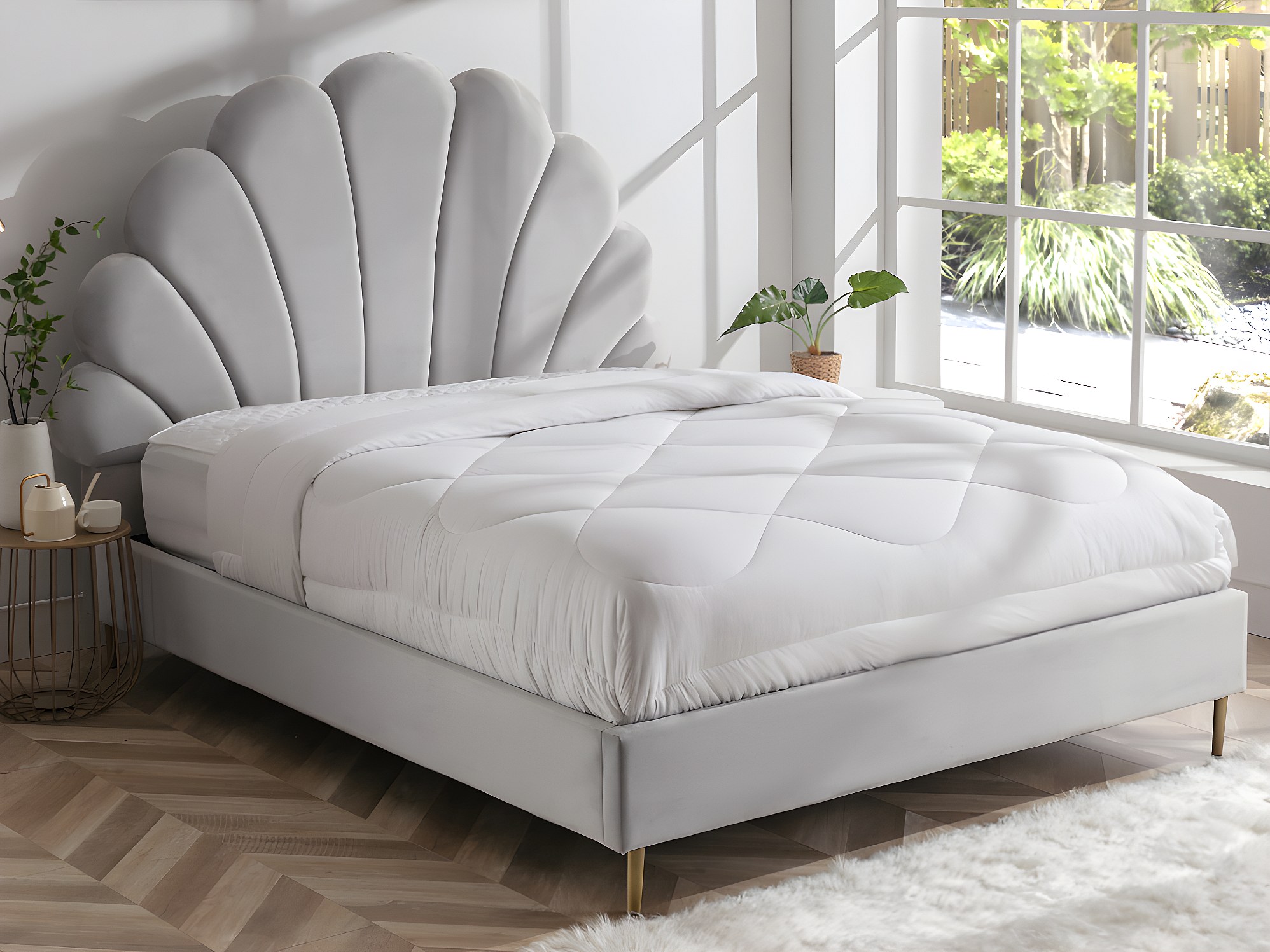 Lit Coquillage 160 X 200 Cm En Velours Gris Clair LIVAYA