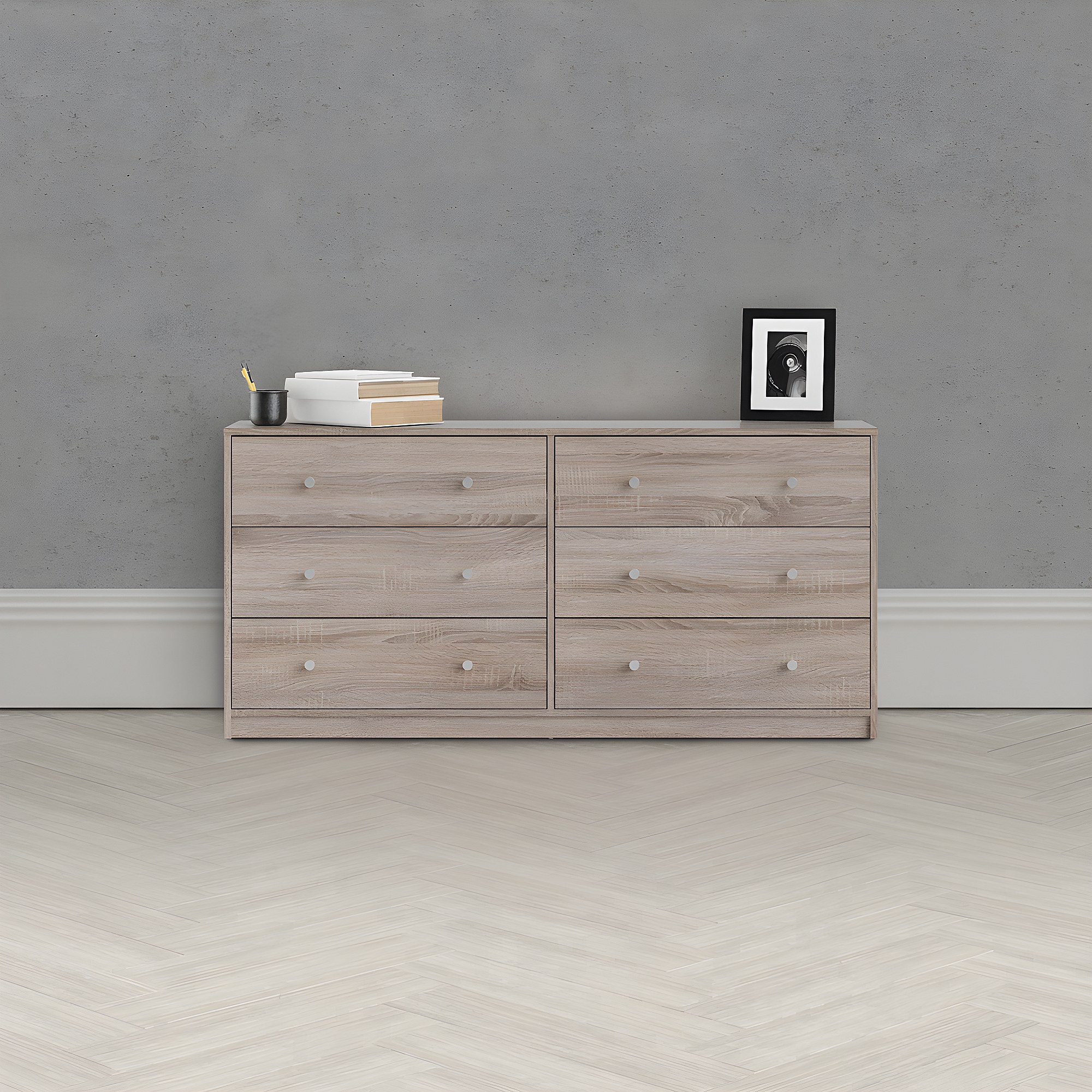 Maria Commode large avec 6 tiroirs, finition couleur truffe.