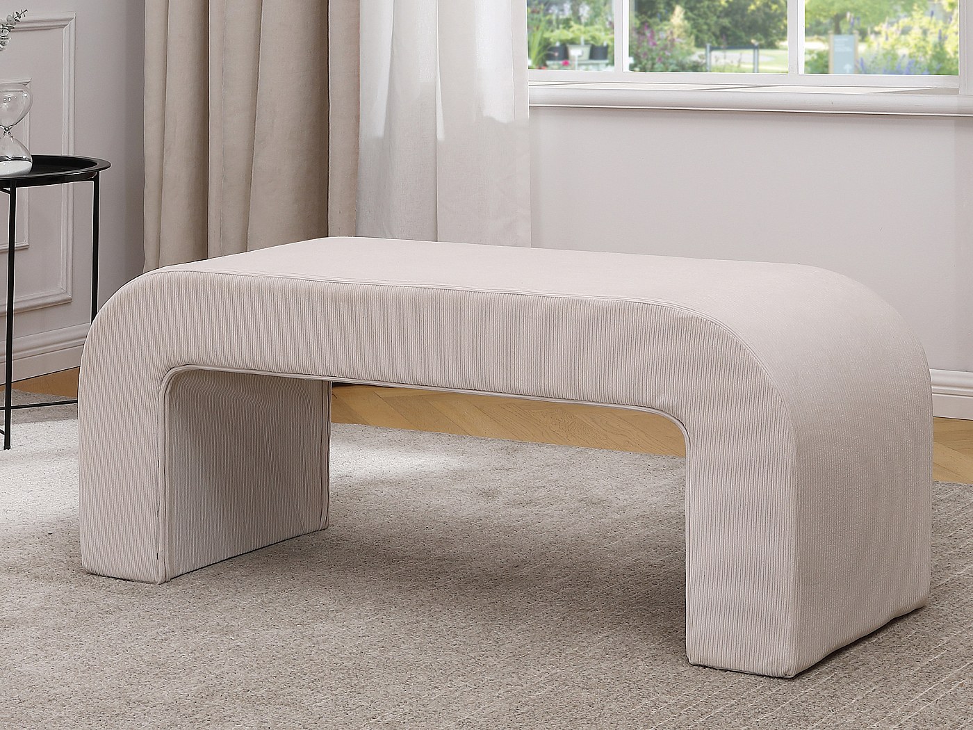 Banc en velours côtelé avec un coloris crème - CALVELO