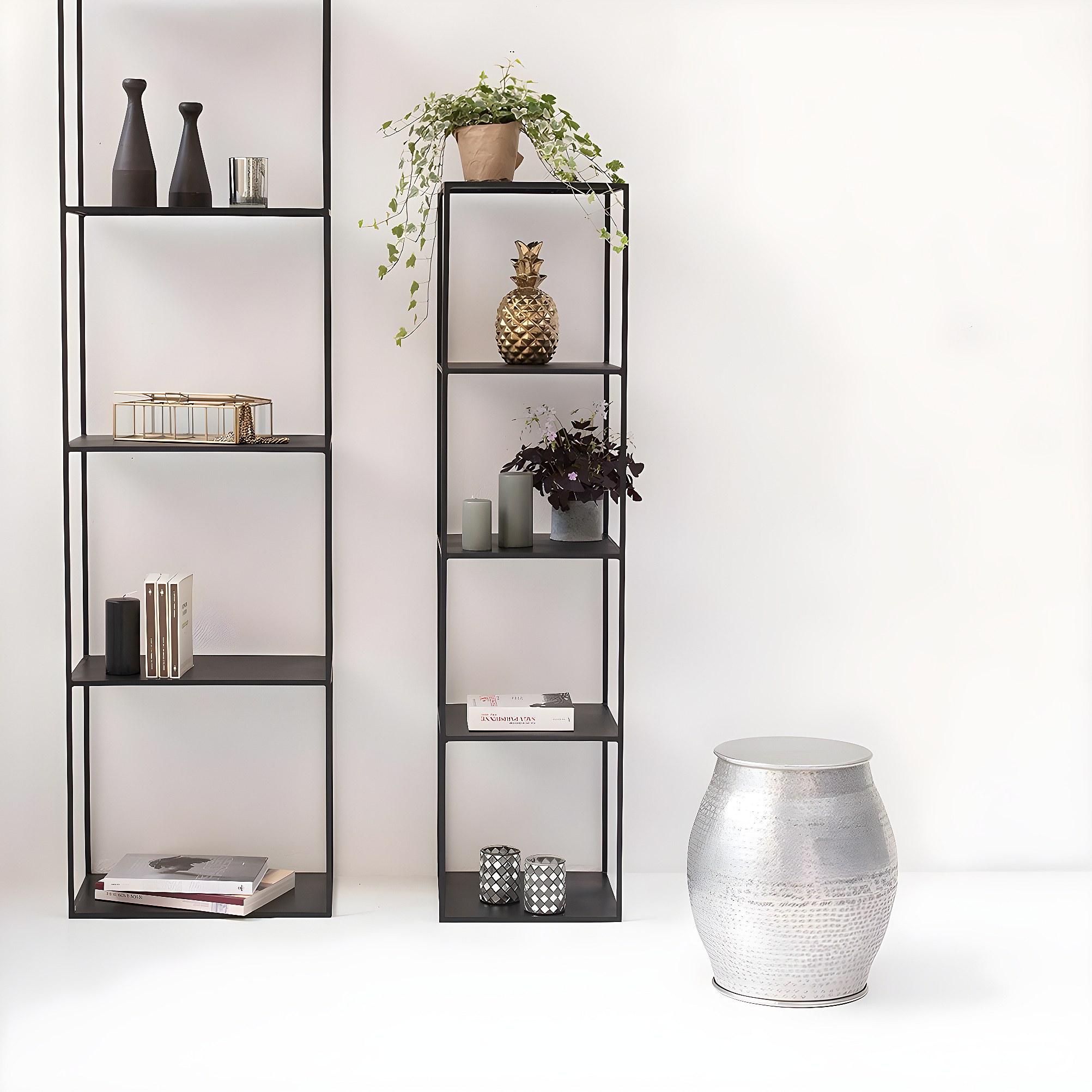 Etagère colonne en métal