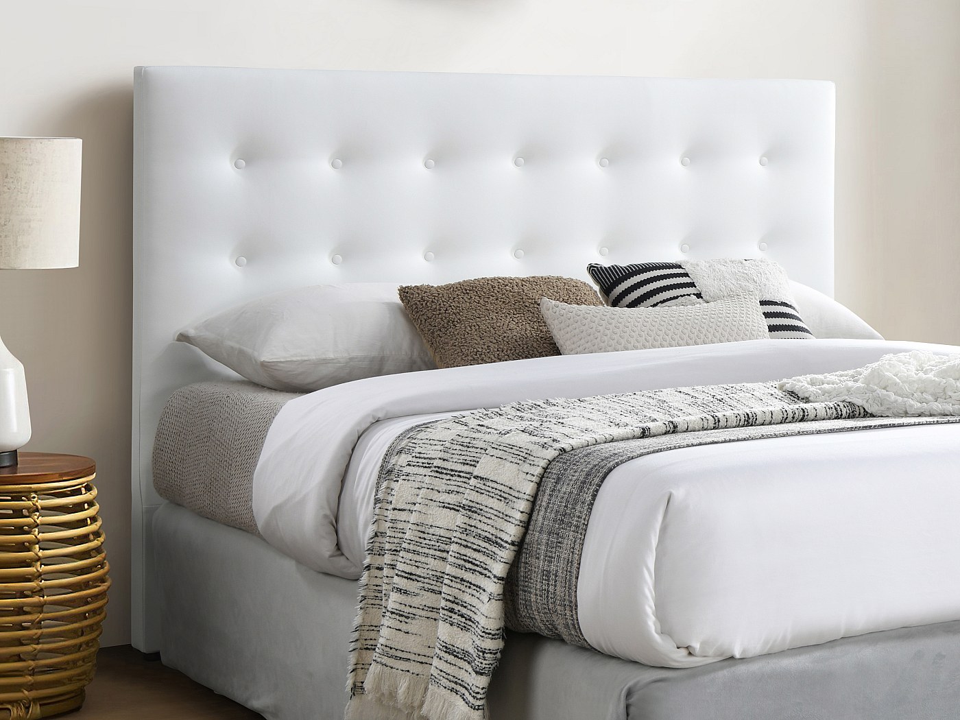 Testata trapuntata 160 cm in Similpelle Bianco FRANCESCO