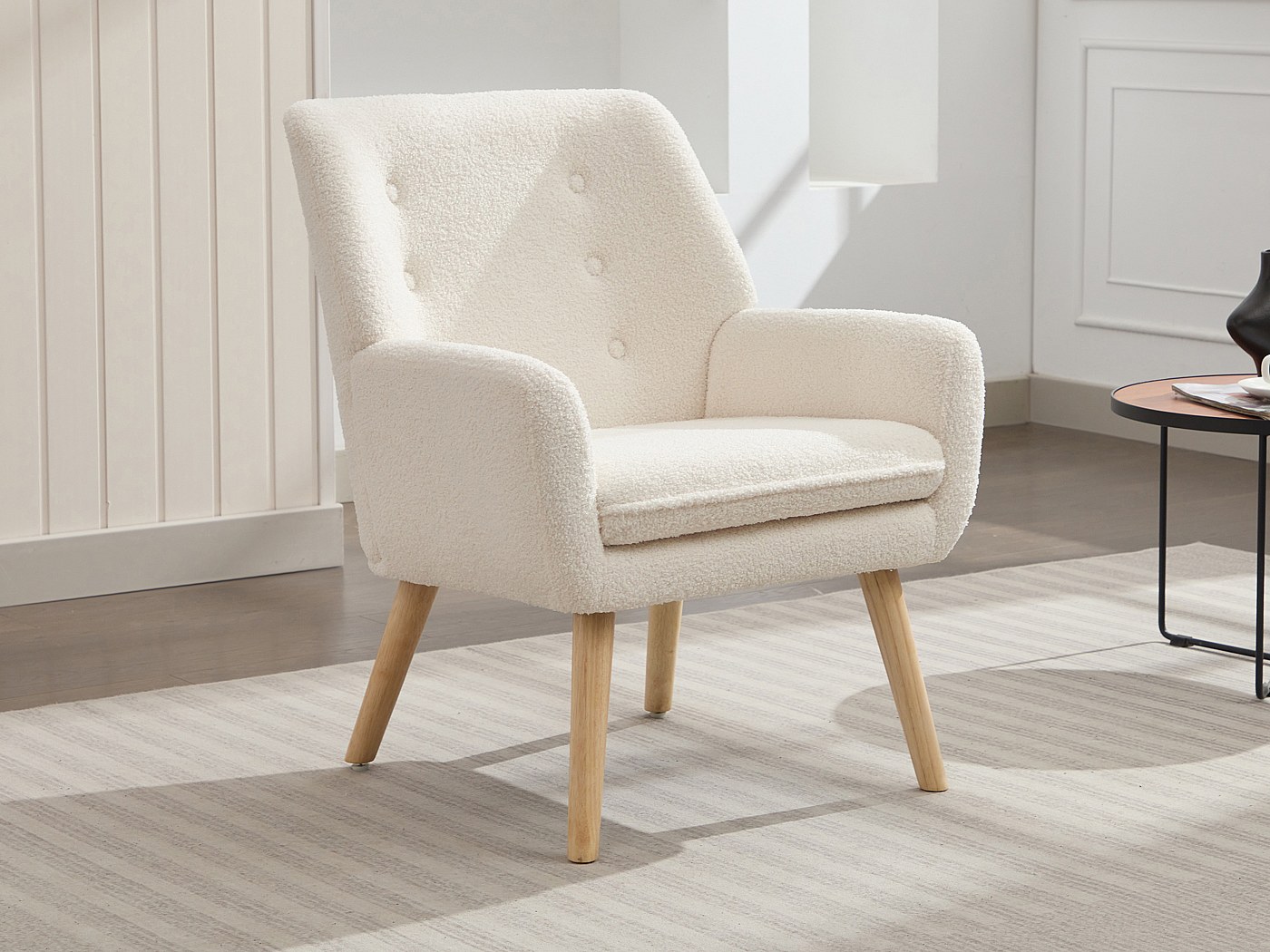 Fauteuil droit en tissu bouclette blanc style scandinave SERINO