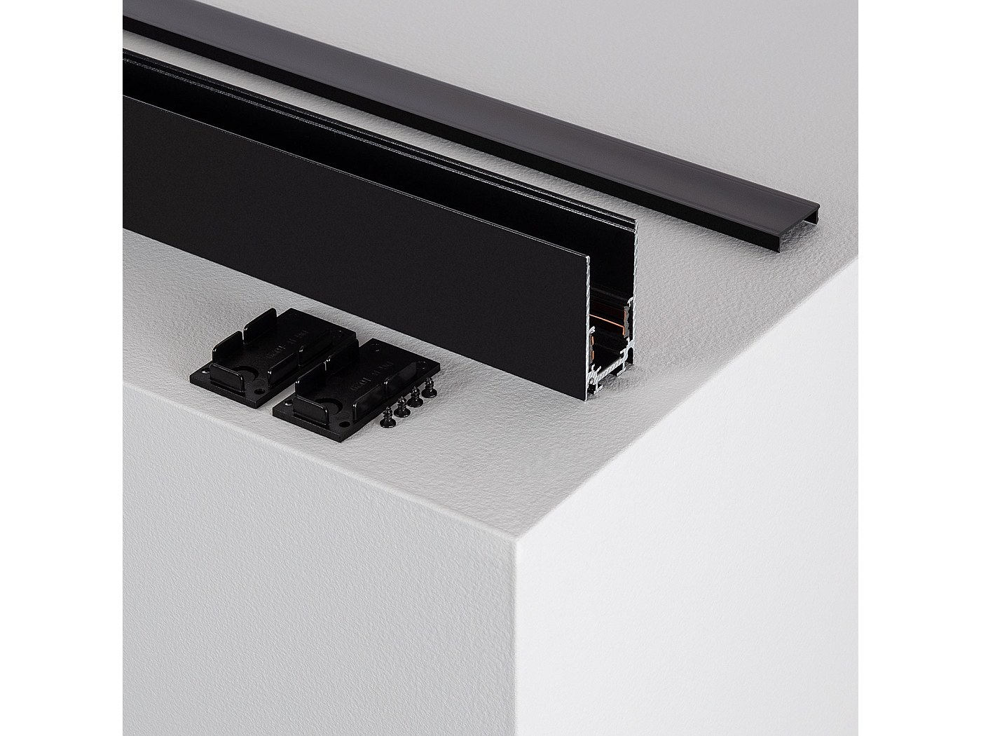 Ledkia Rail Magnétique Monophasé 20mm en Saillie 48V 1m