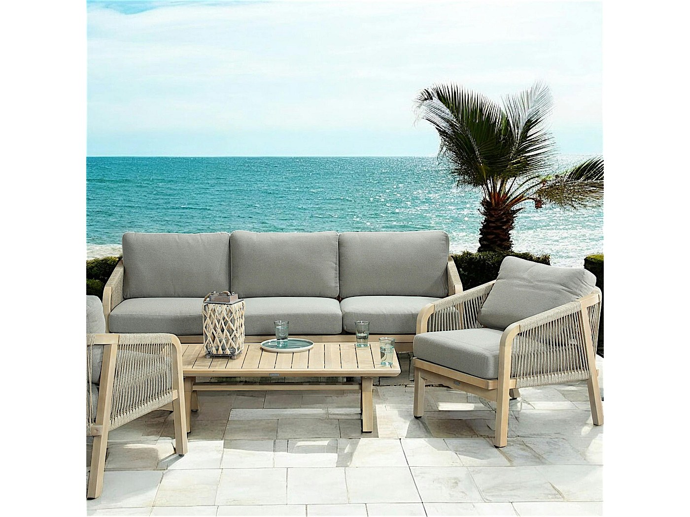 Salon de jardin en bois d'acacia (1 canapé - 2 fauteuils - 1 table basse) IBIZA