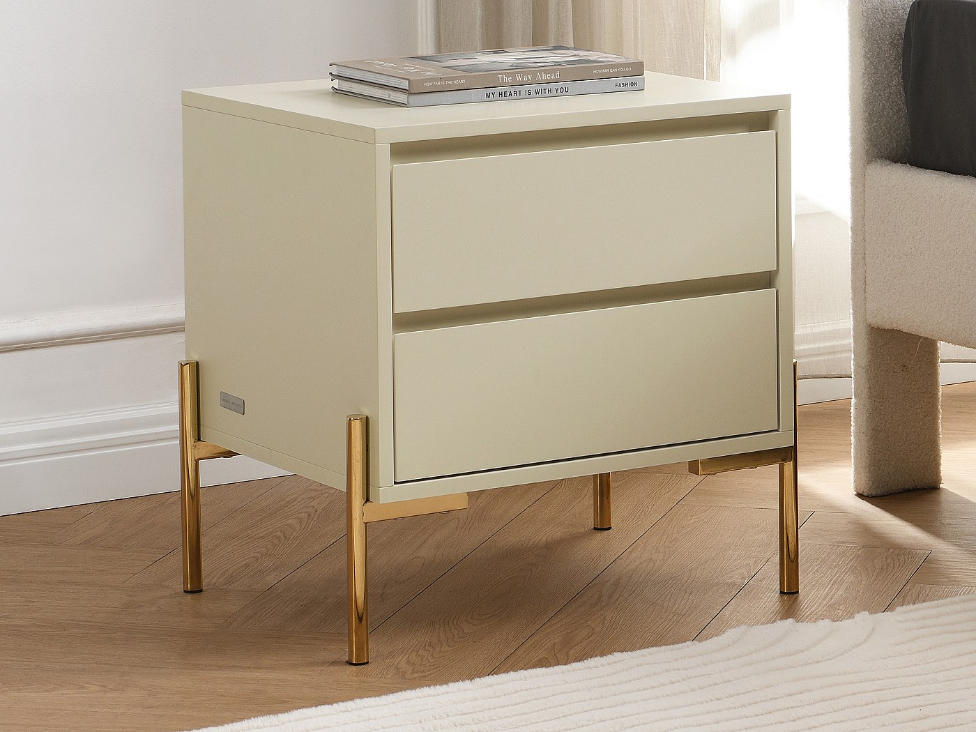 Table de chevet 2 tiroirs en MDF et métal beige et doré - KORASA de ...