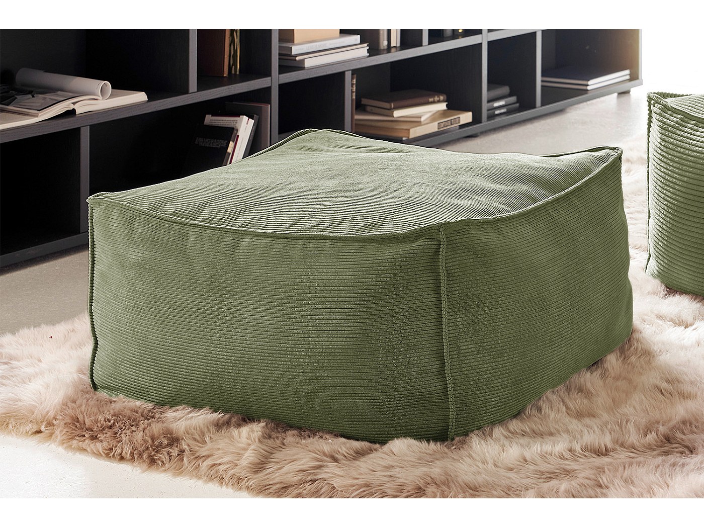 Pouf - Vert velours côtelé - ALEA