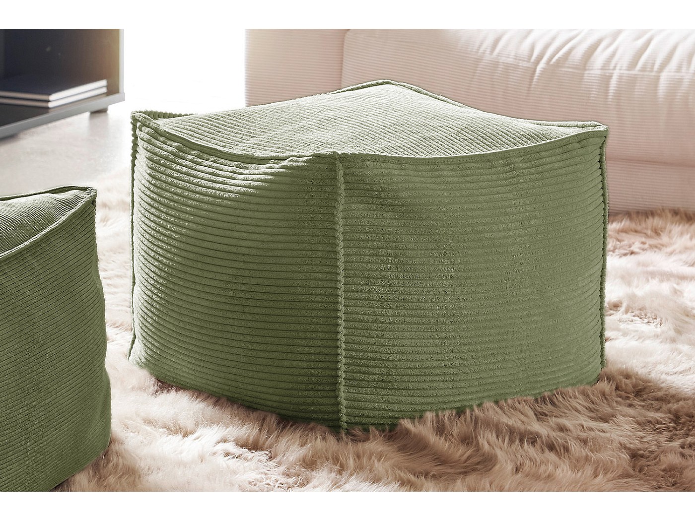 Pouf - Vert velours côtelé - ALEA