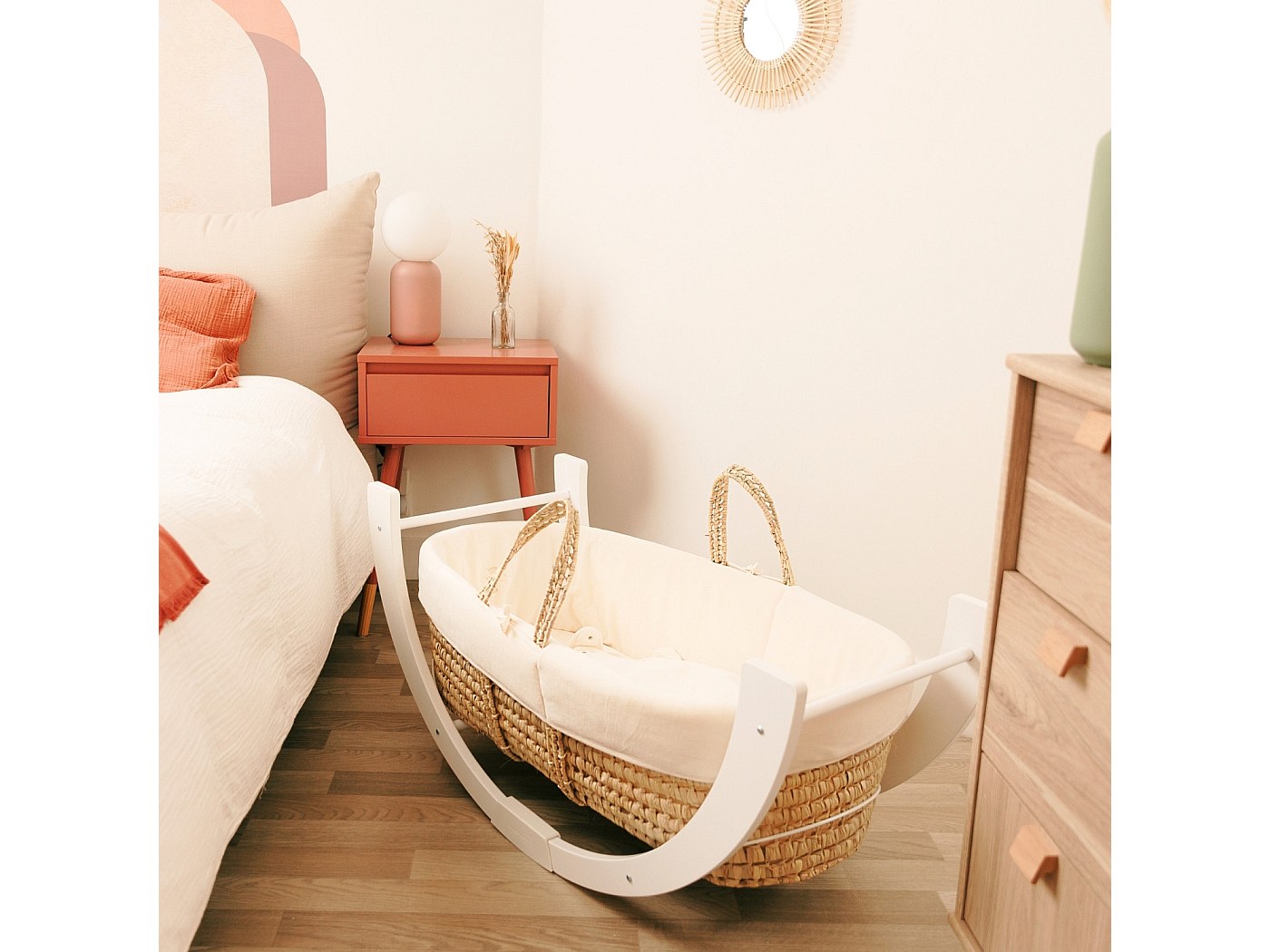 Cesta Porta Bimbo In Cotone Bio Nocciola e Supporto Reversibile Bianco