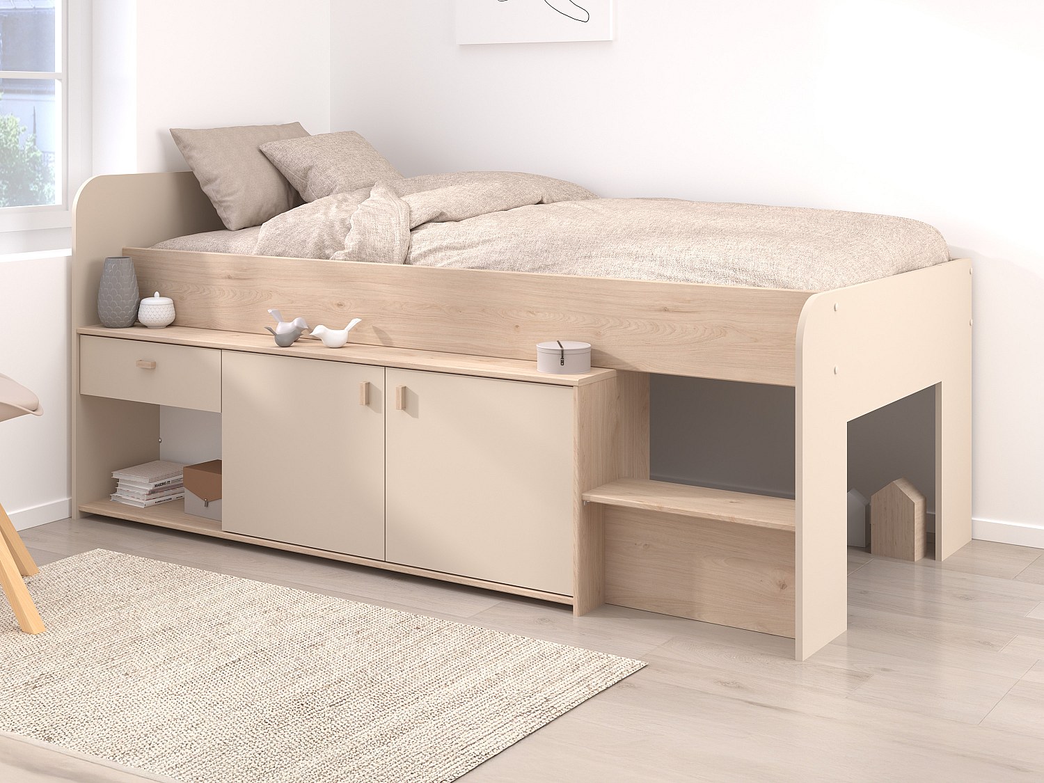 Cama com arrumação