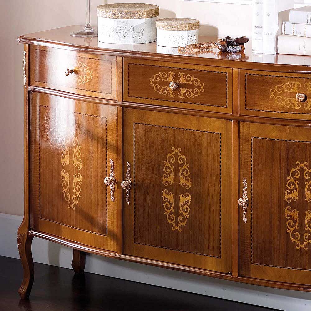 Barock Sideboard mit Nussbaum furniert 130 cm