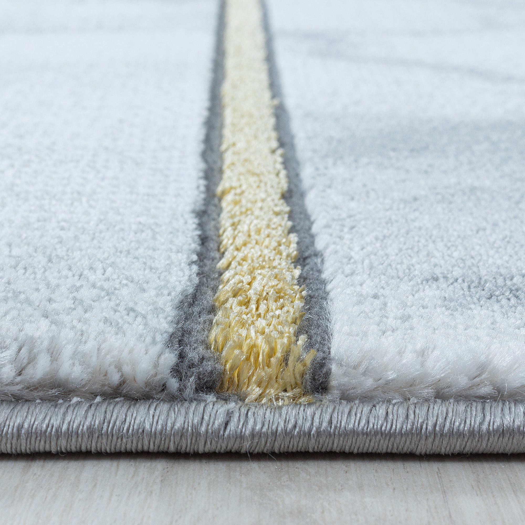 DAMIER - Tapis Effet Marbre - Doré 160 x 230 cm