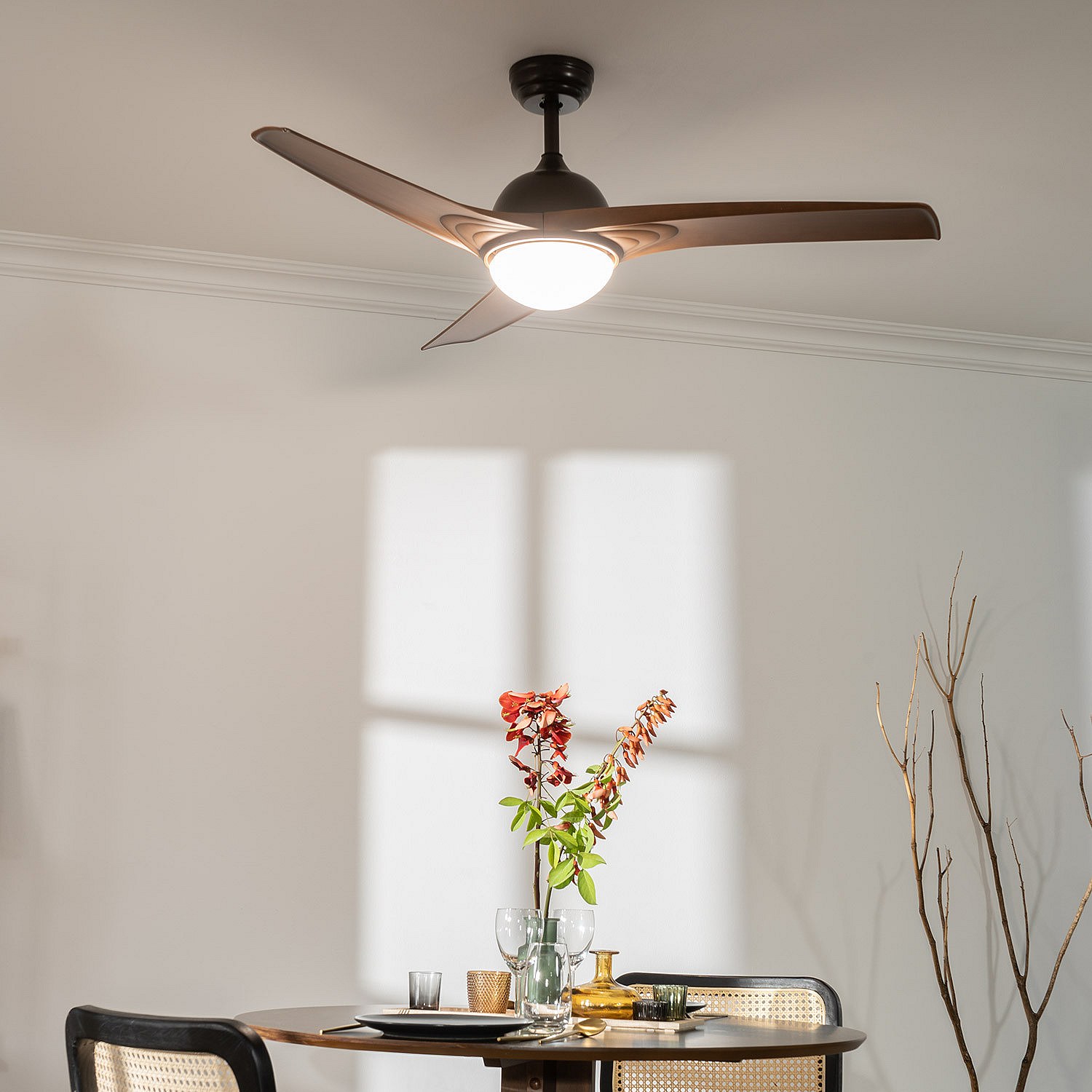 Ventilateur de Plafond LED Mistral Marron 132cm