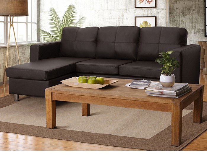 Sofá rinconero piel sintética color marrón ACKLEY