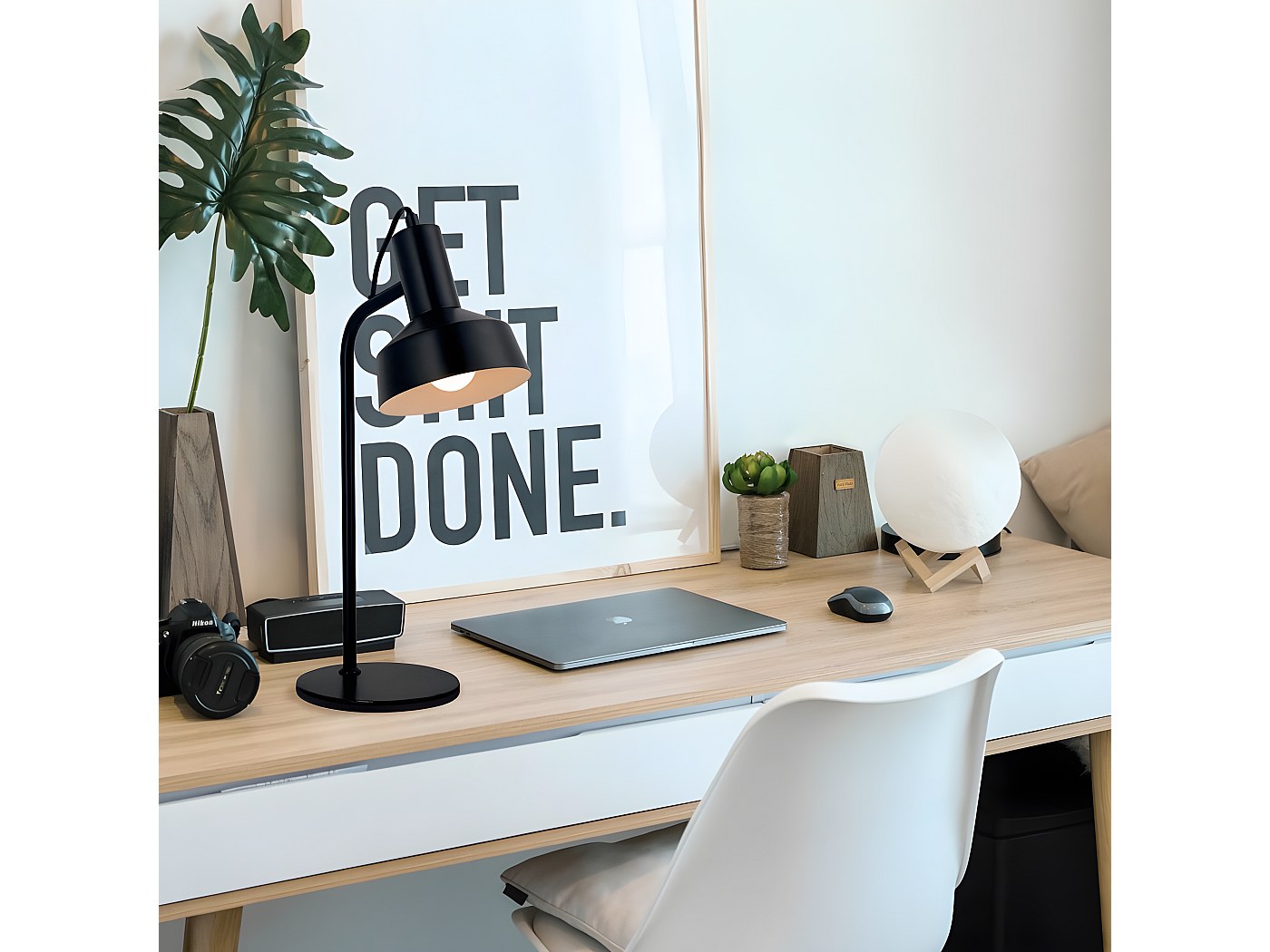 Sobremesa Color Cobre Modelo Leana Con Pantalla Metalica